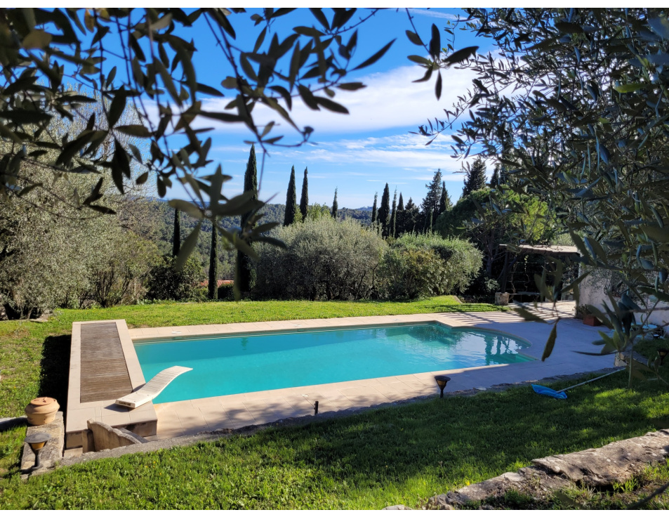 TE KOOP: Heerlijk familiehuis in OPIO, nabij Valbonne en Mougins (Z ...